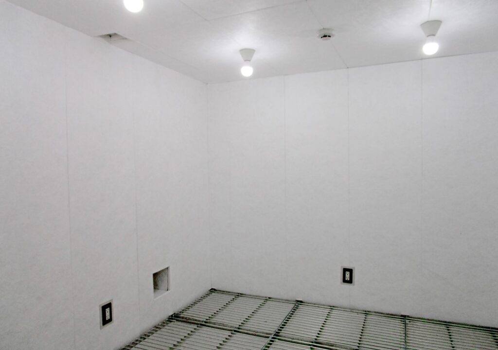 [For housing material manufacturers] Modular reverberation chamber ...